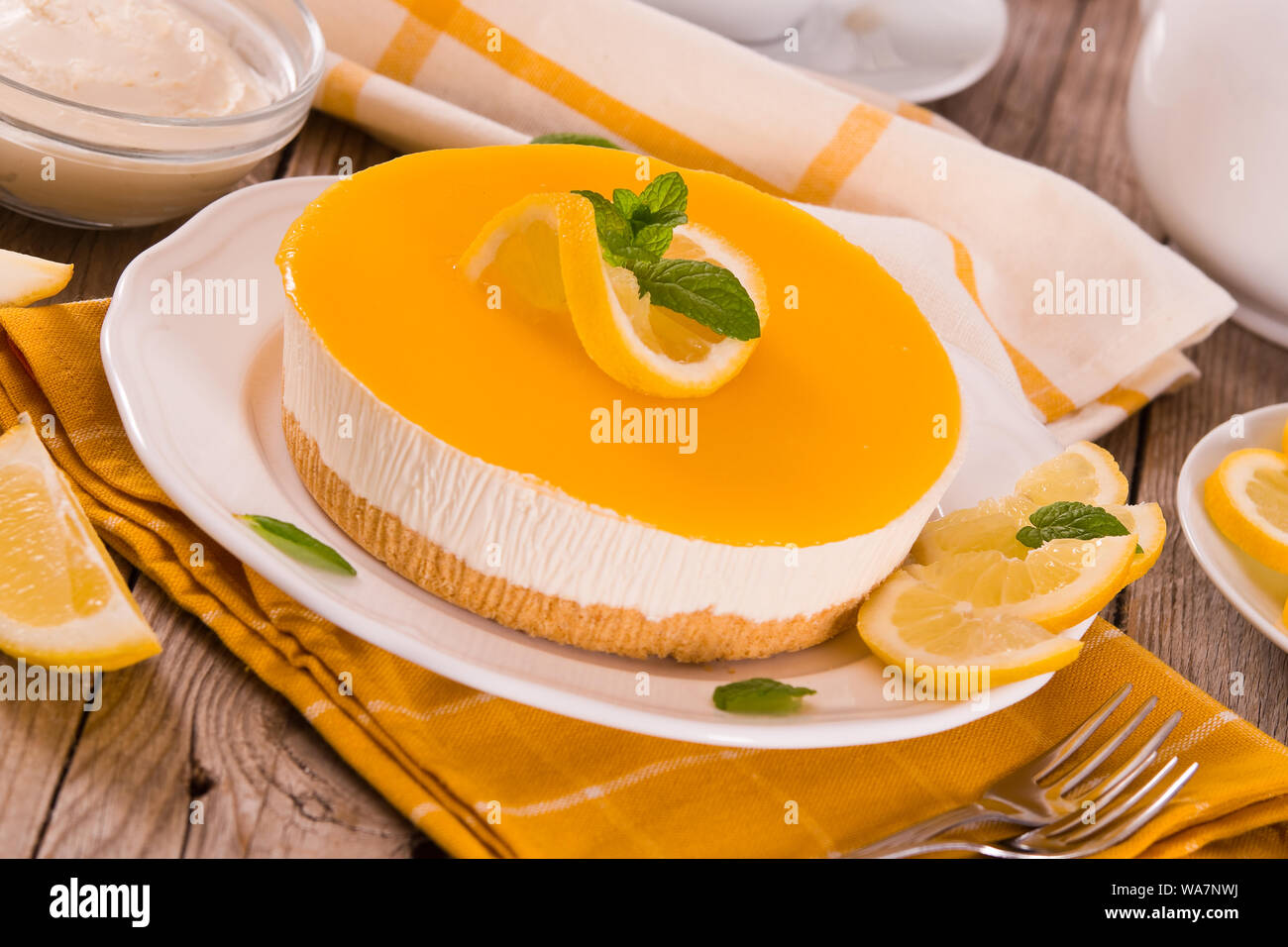 Lemon and mascarpone cheesecake Stock Photo - Alamy