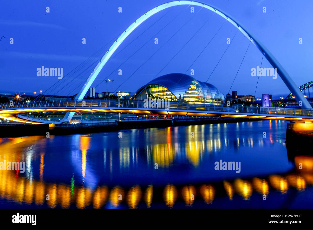 Lights on tyne bridge hi-res stock photography and images - Alamy