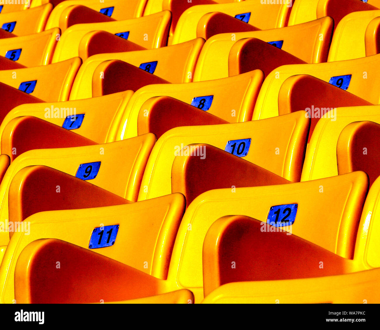 Tiers of seats hi-res stock photography and images - Alamy