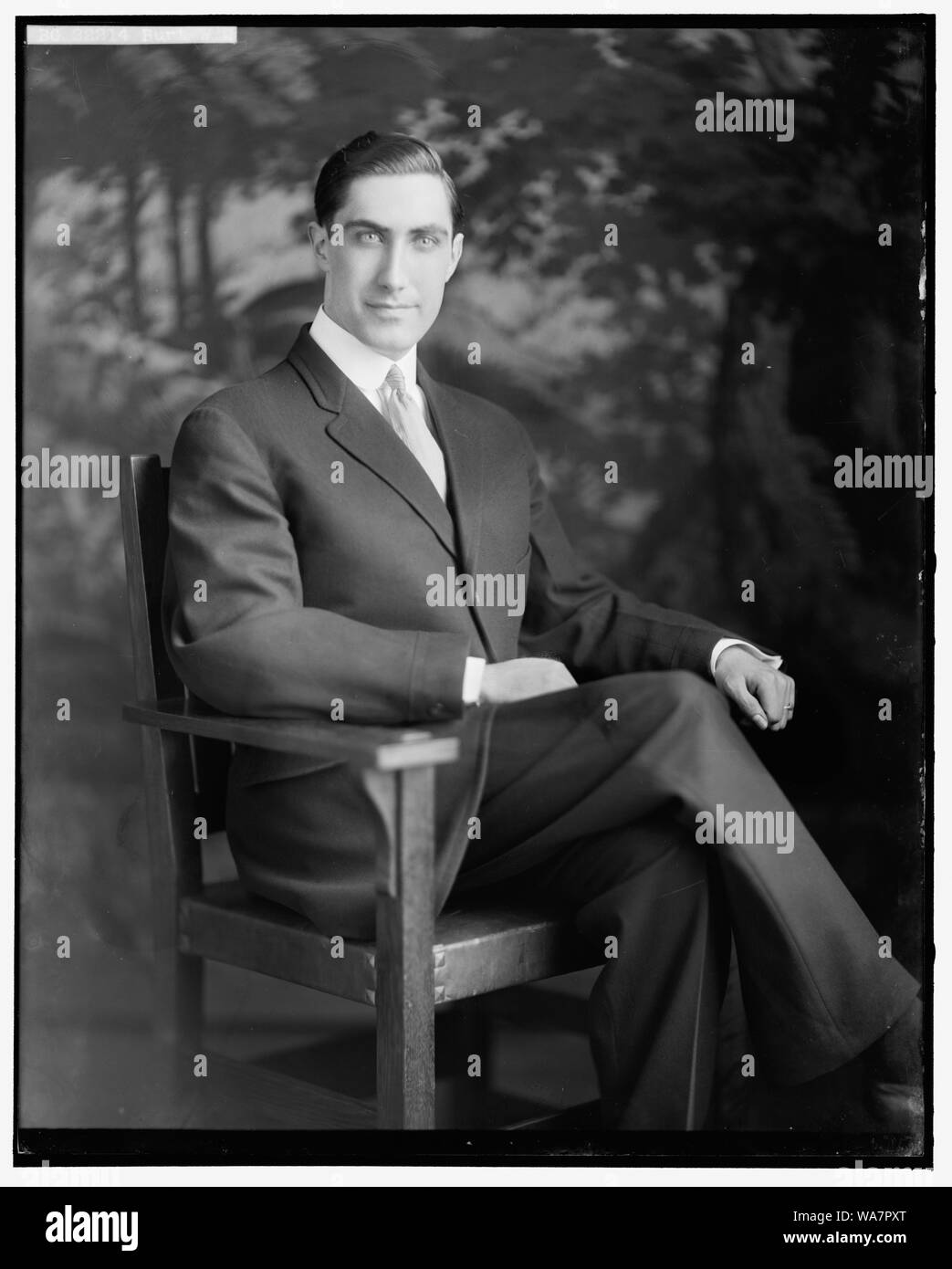 Burt w Cut Out Stock Images & Pictures - Alamy