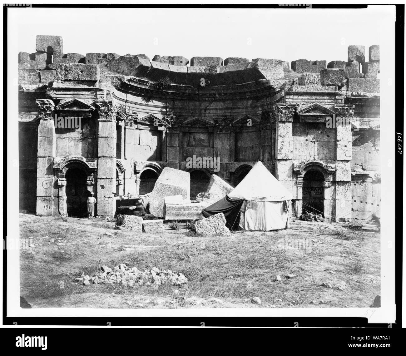 Roman interior architecture Cut Out Stock Images & Pictures - Alamy