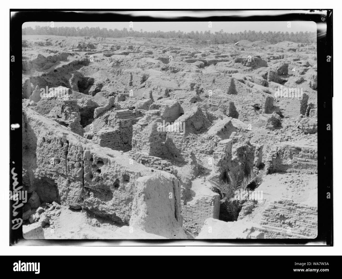 Ancient city of babylon hi-res stock photography and images - Alamy