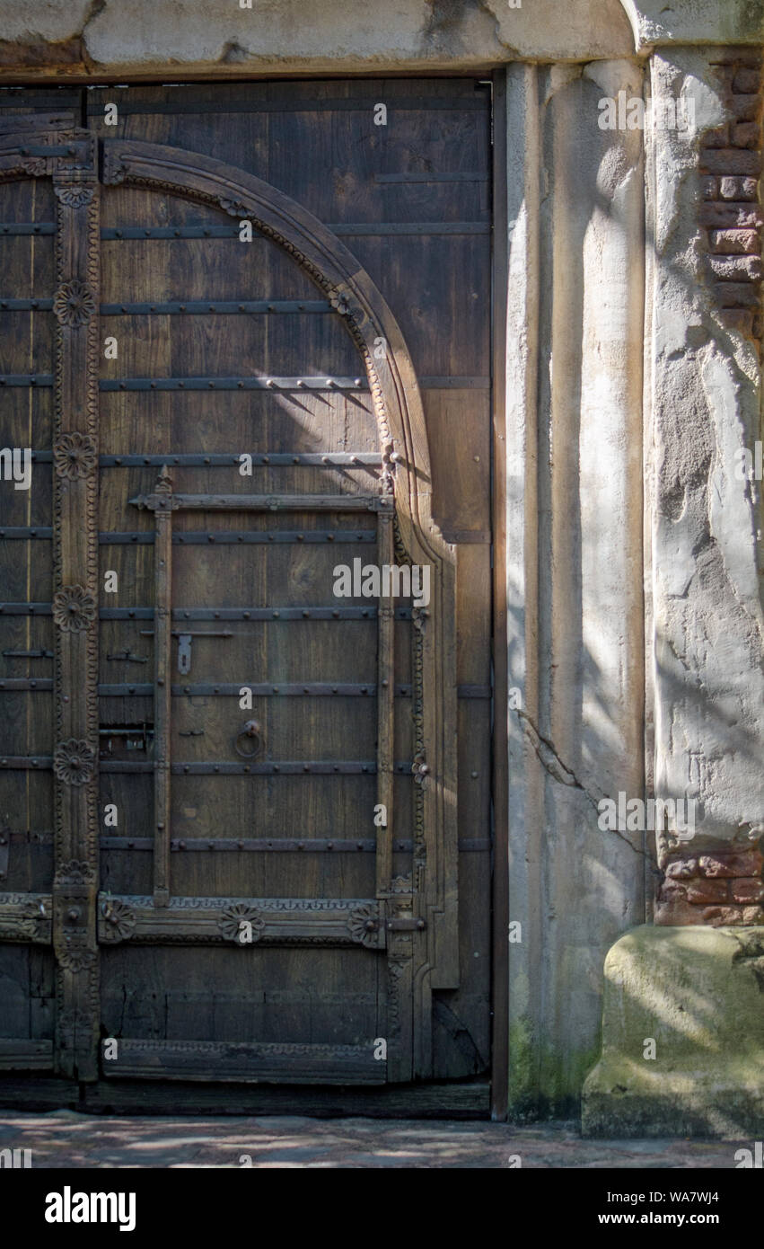 beautiful Indian carved door in an old rustic building Stock Photo - Alamy