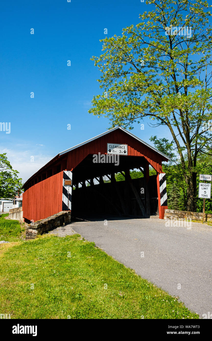 Gross covered bridge hi-res stock photography and images - Alamy