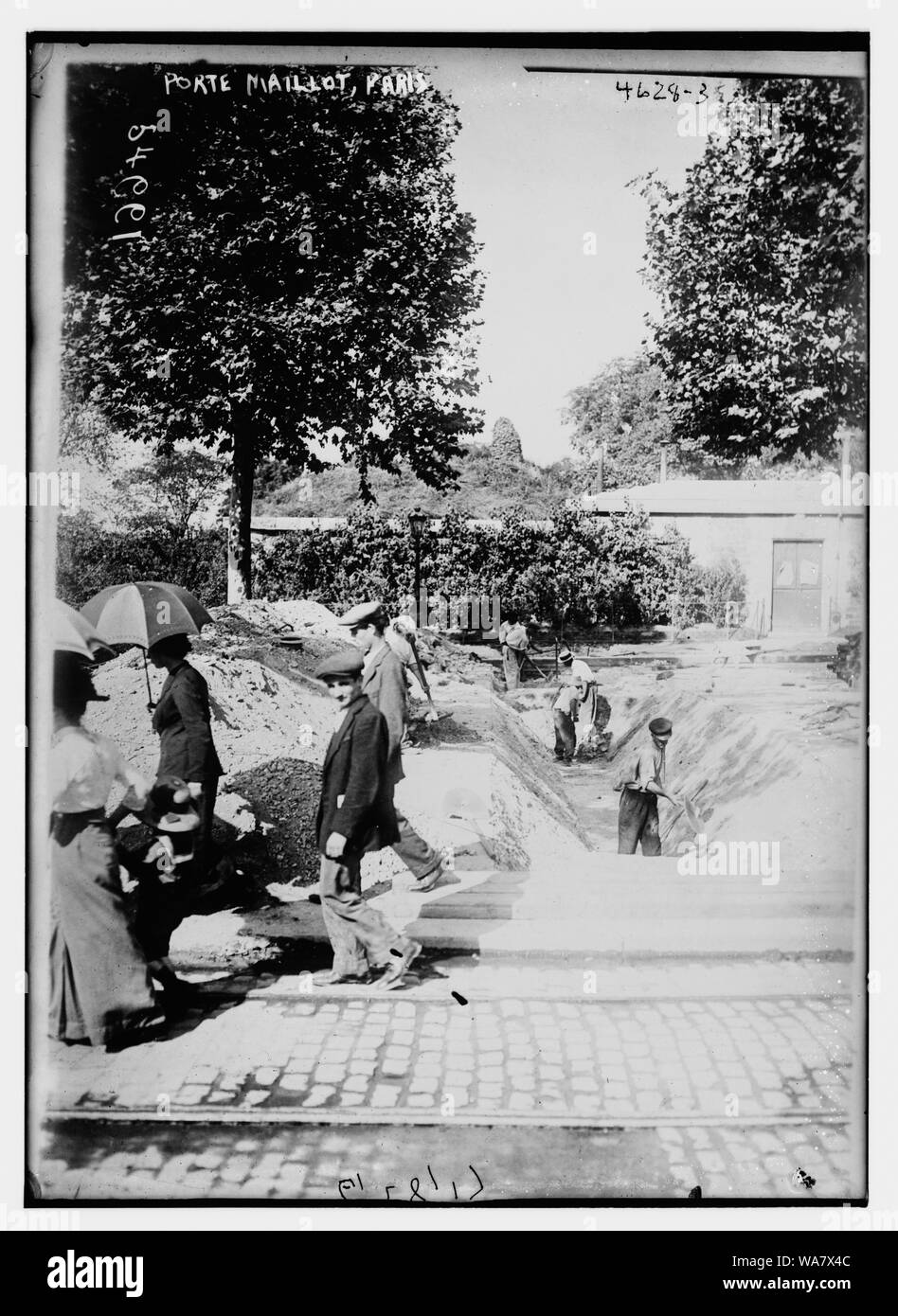 Catalog paris Black and White Stock Photos & Images - Alamy