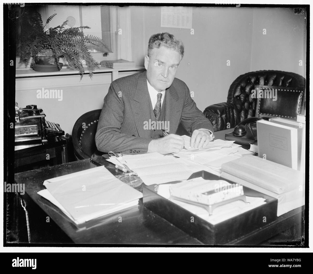 Bruce barton hi-res stock photography and images - Alamy