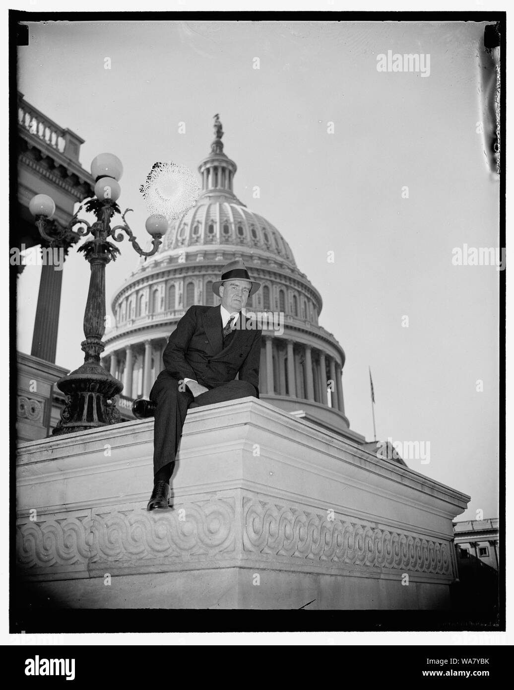 Bruce barton hi-res stock photography and images - Alamy