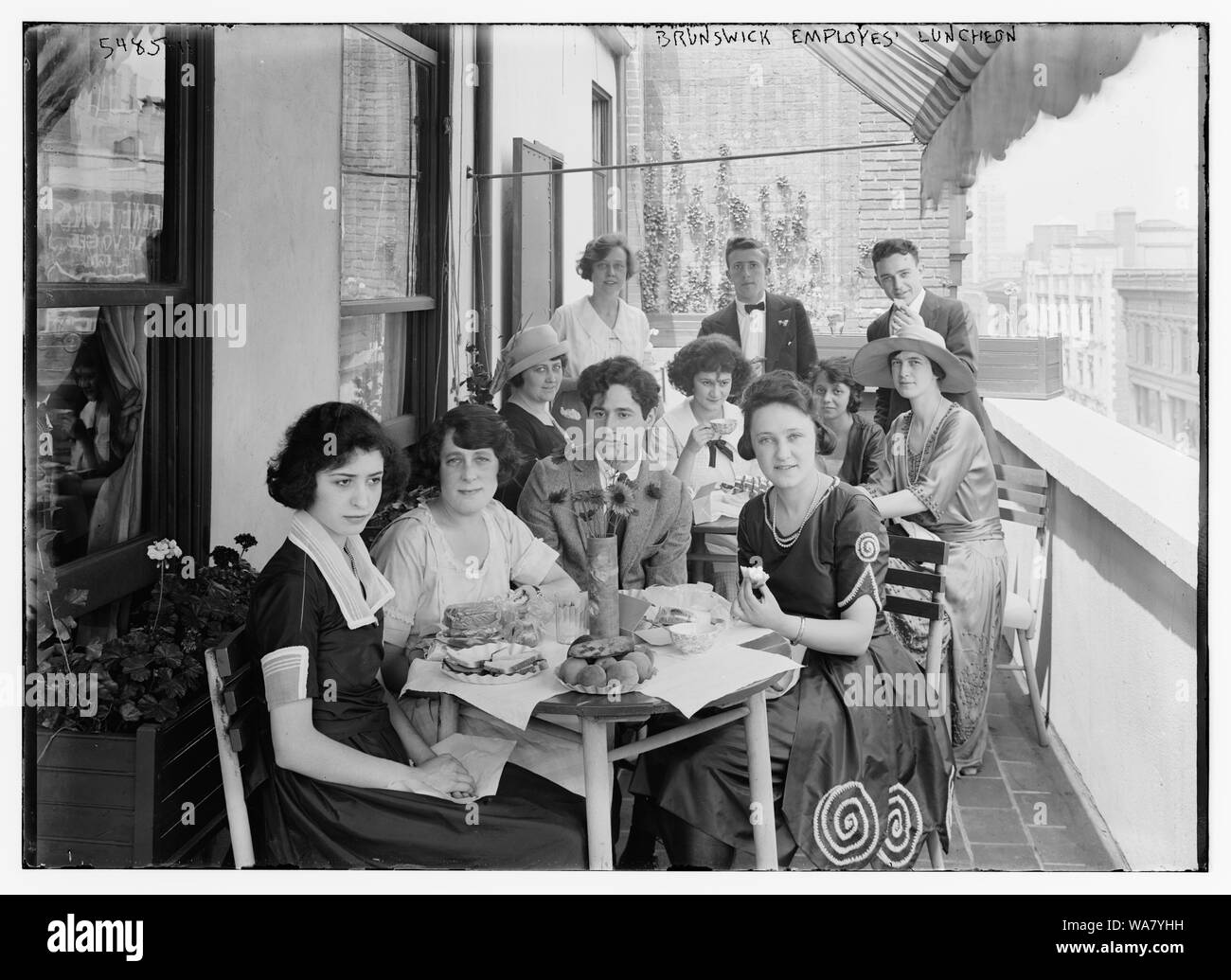 Workplace employees Black and White Stock Photos & Images - Alamy