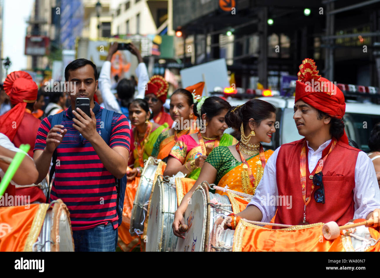 Thousands of people participated in the 39th India Day Parade to ...
