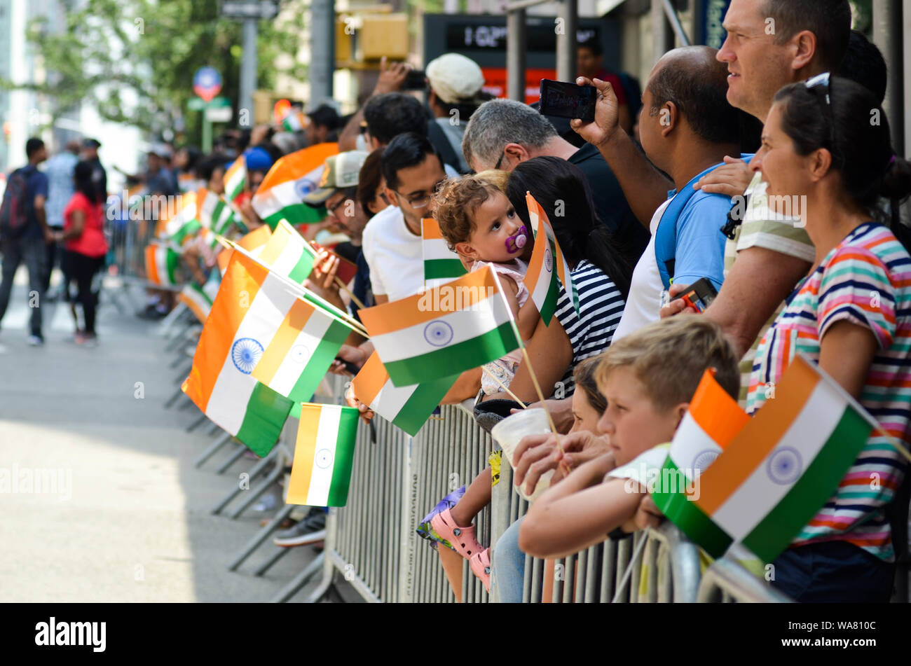 Thousands of people participated in the 39th India Day Parade to ...