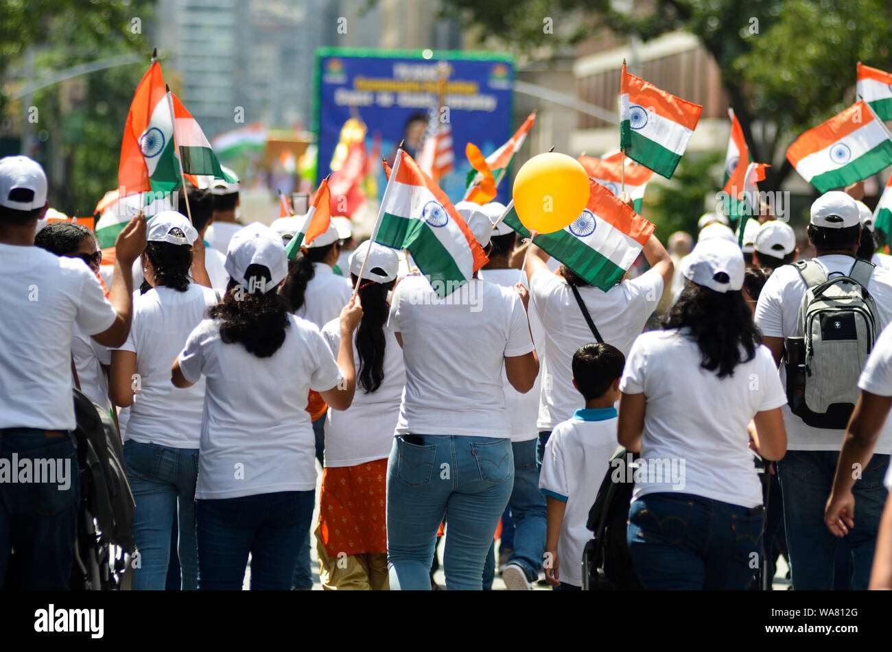 Thousands of people participated in the 39th India Day Parade to ...