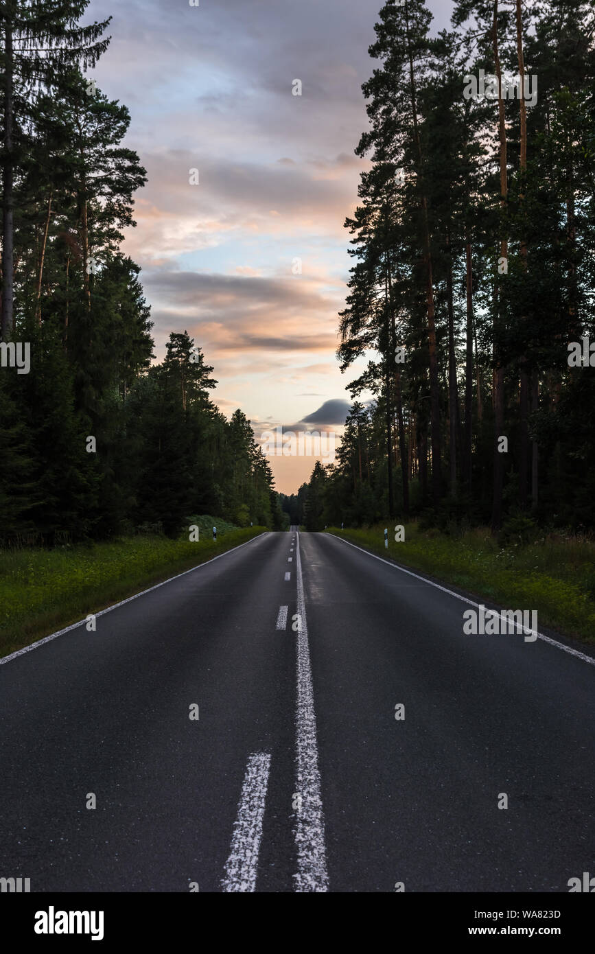 The way over the hilly country road Stock Photo - Alamy