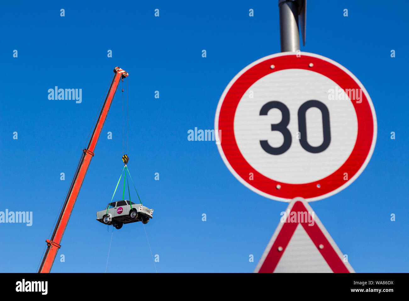 European speed limit sign hi-res stock photography and images - Alamy