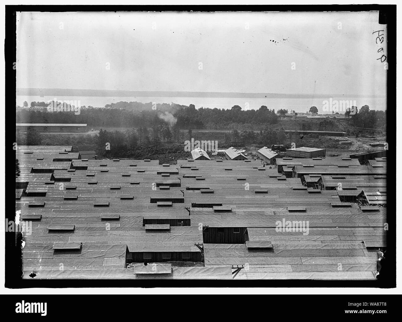Soldiers camping Black and White Stock Photos & Images - Alamy