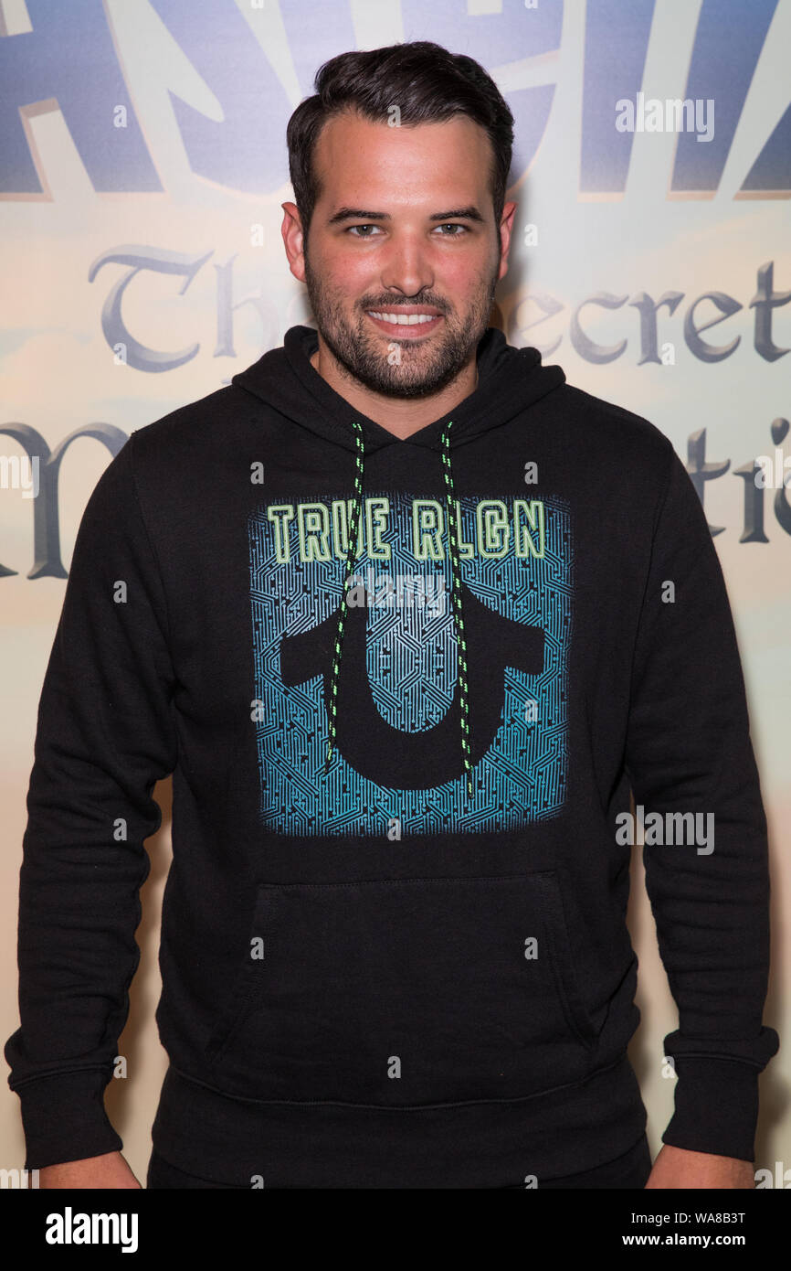 Ricky rayment hi-res stock photography and images - Alamy