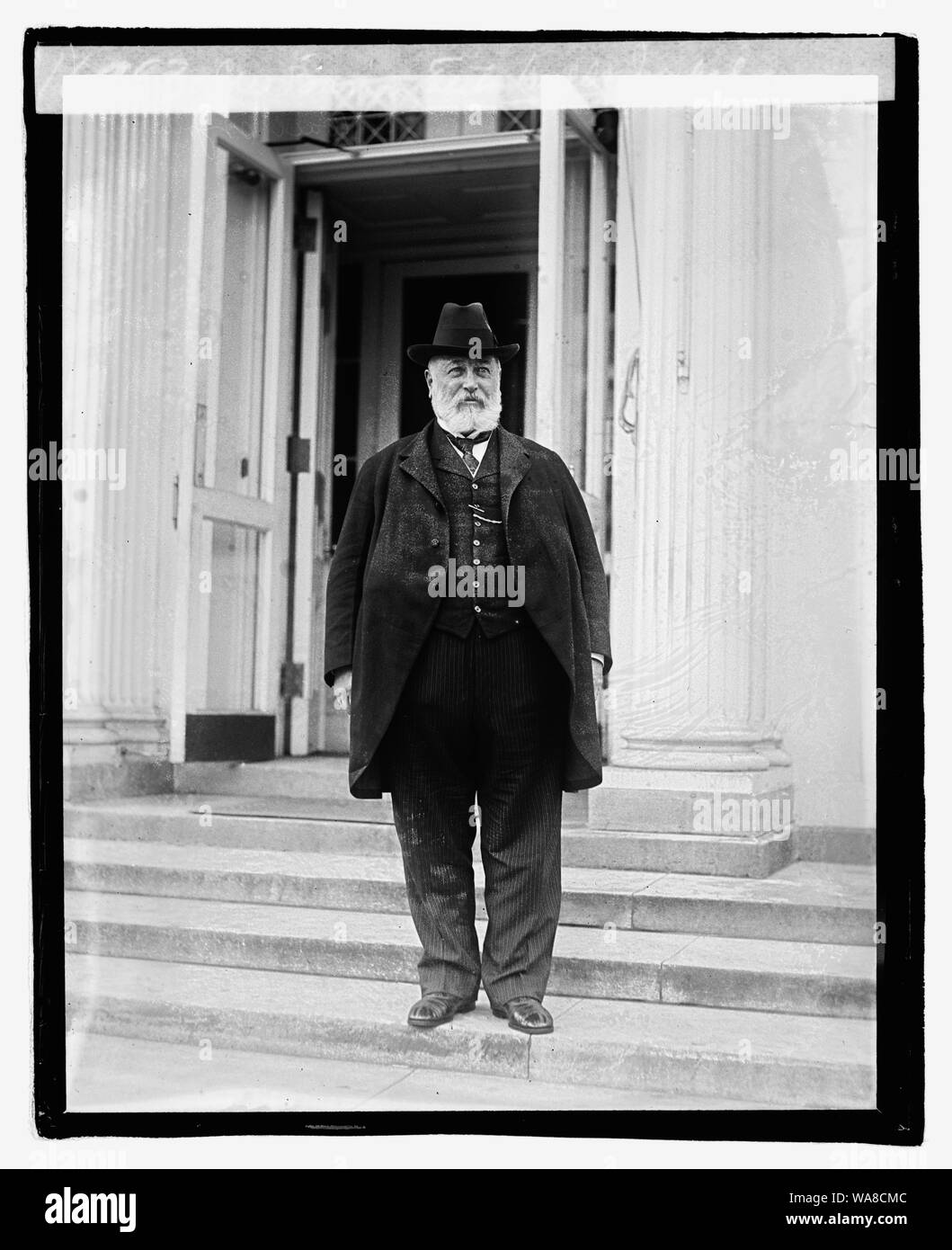 Reporting platforms Cut Out Stock Images & Pictures - Alamy