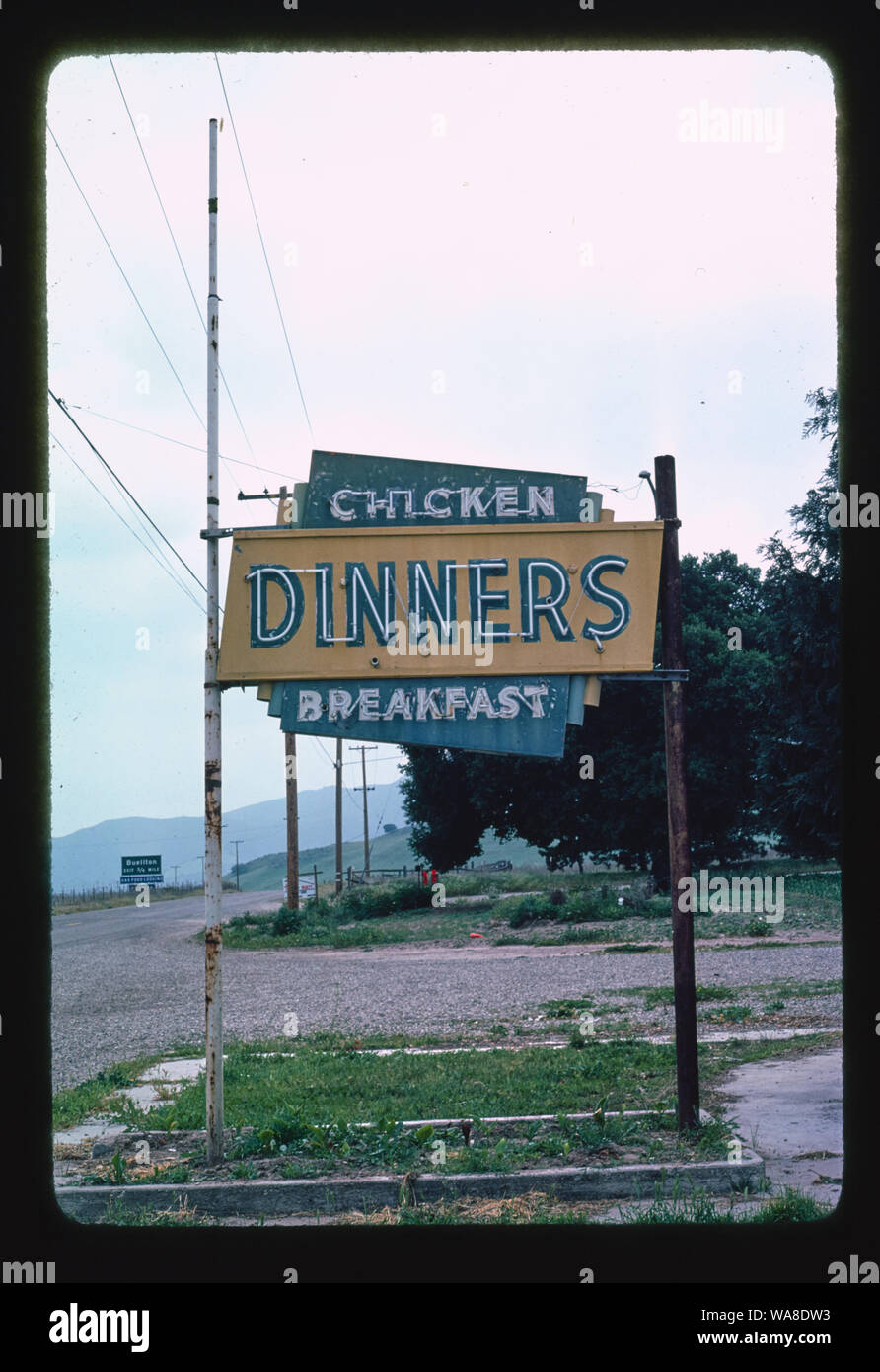 All cars sign hi-res stock photography and images - Alamy