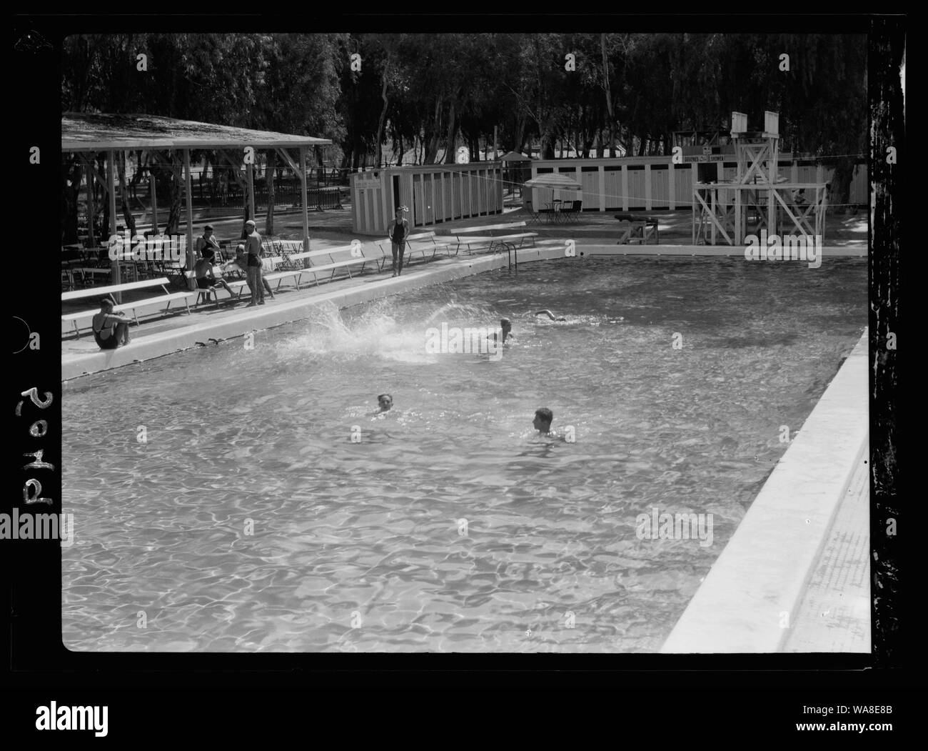 Egypt swimming pool Black and White Stock Photos & Images - Alamy