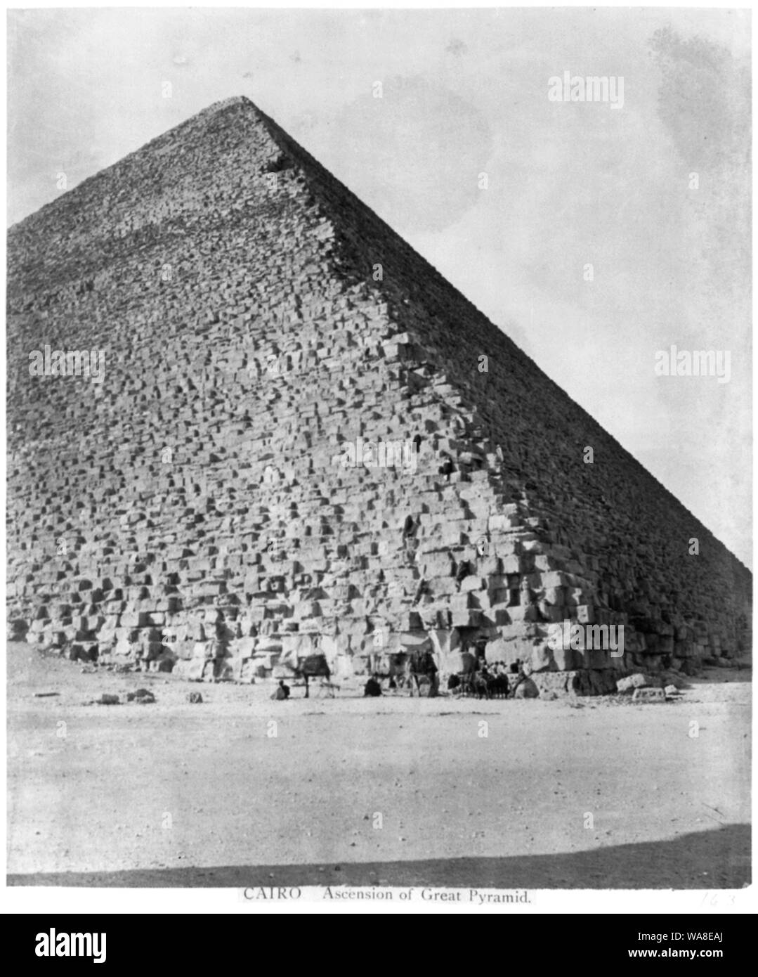 Pyramid giza egypt Cut Out Stock Images & Pictures - Alamy