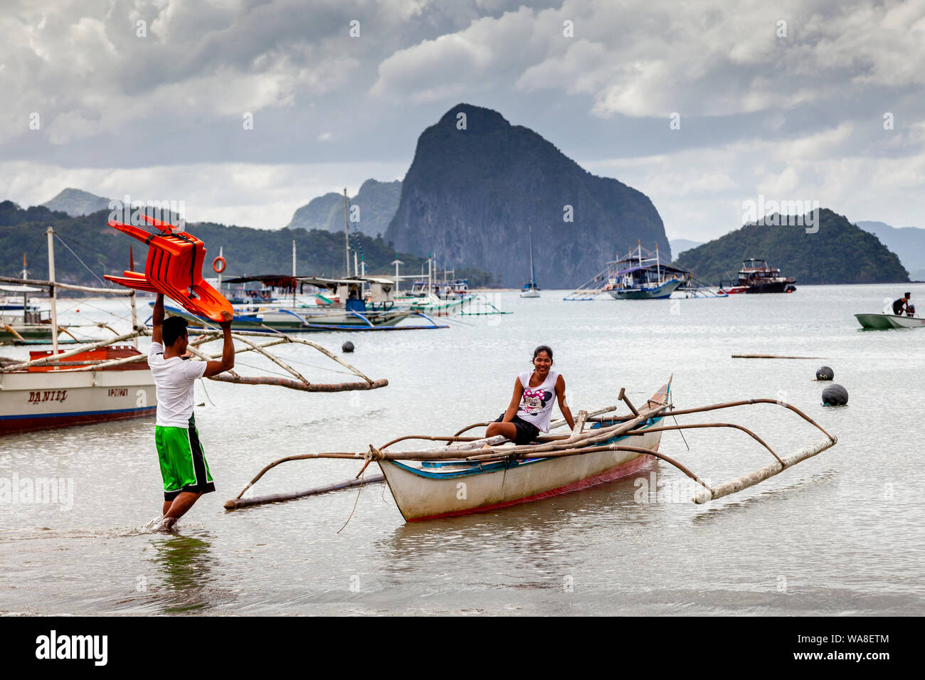 Filipino banca hi-res stock photography and images - Alamy