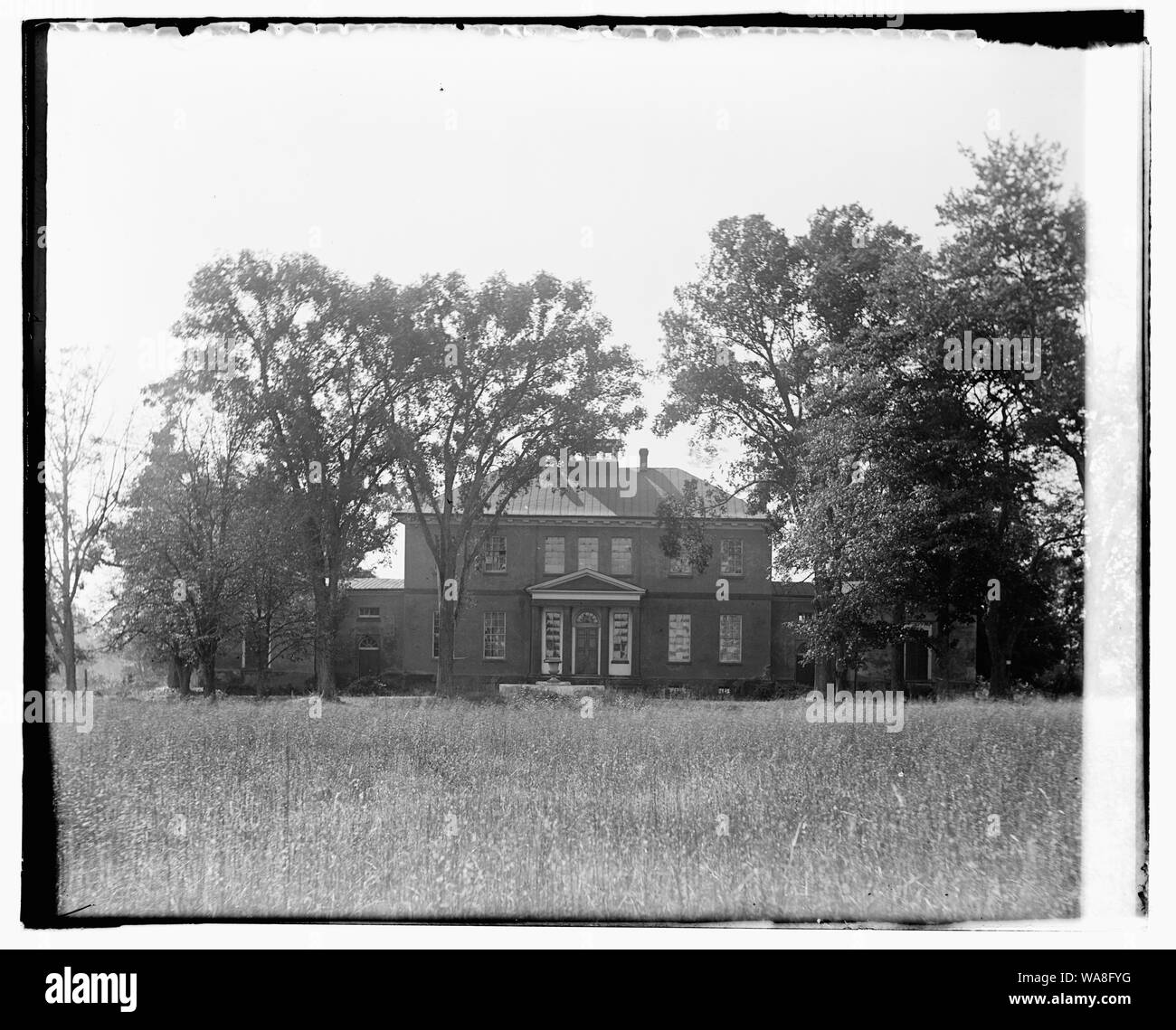 The mansion Cut Out Stock Images & Pictures - Alamy