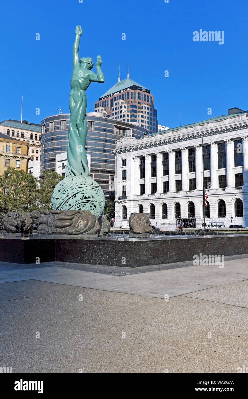 Historic and new buildings cleveland ohio hi-res stock photography and ...