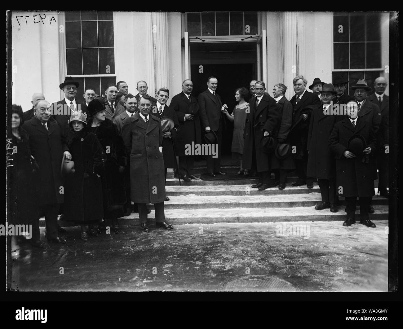 Calvin Coolidge with group outside White House, Washington, D.C Stock ...