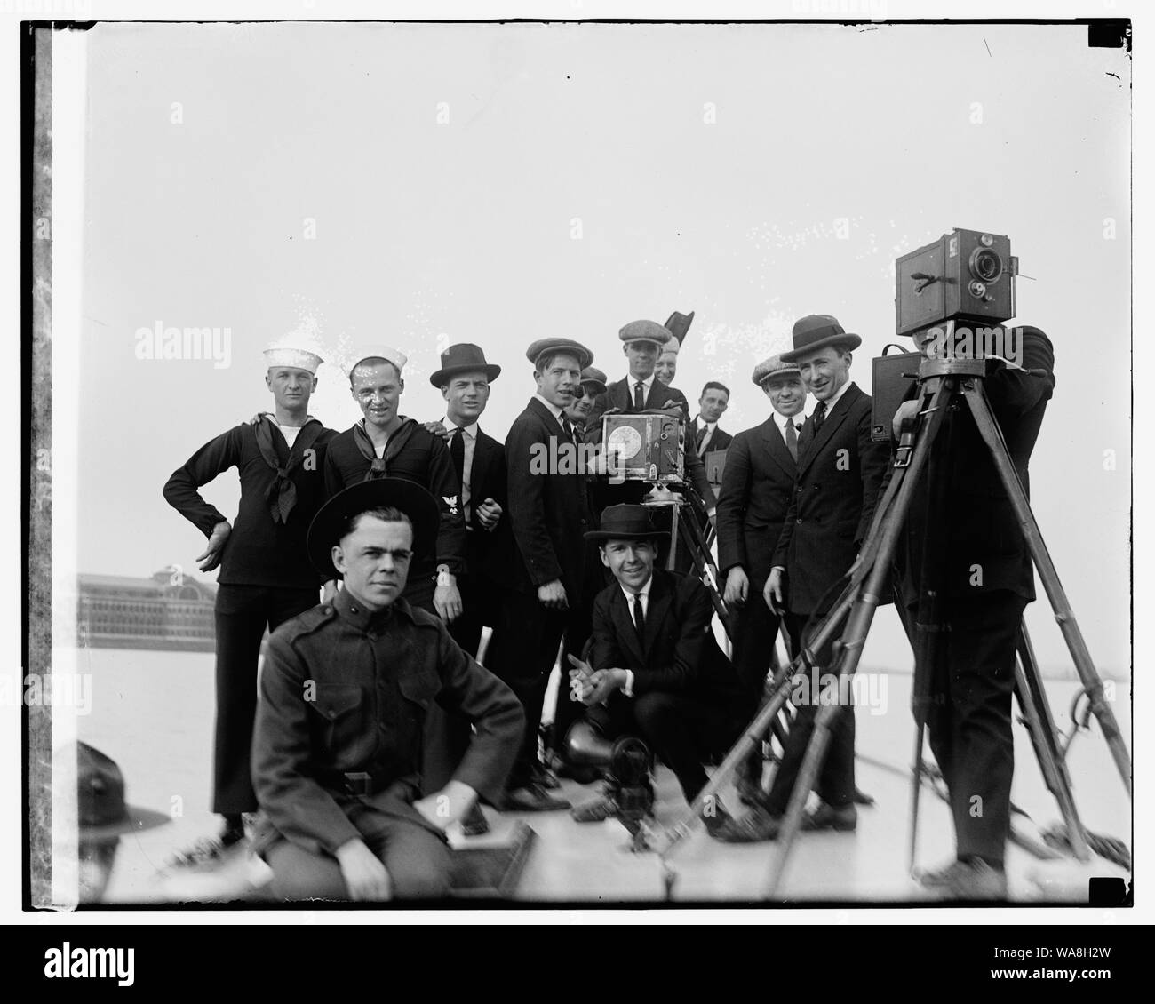 Yd Cut Out Stock Images & Pictures - Alamy