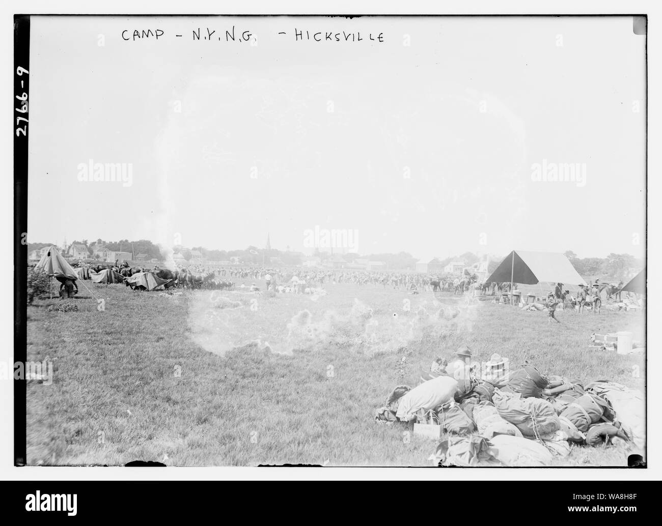 Nyng army hi-res stock photography and images - Alamy