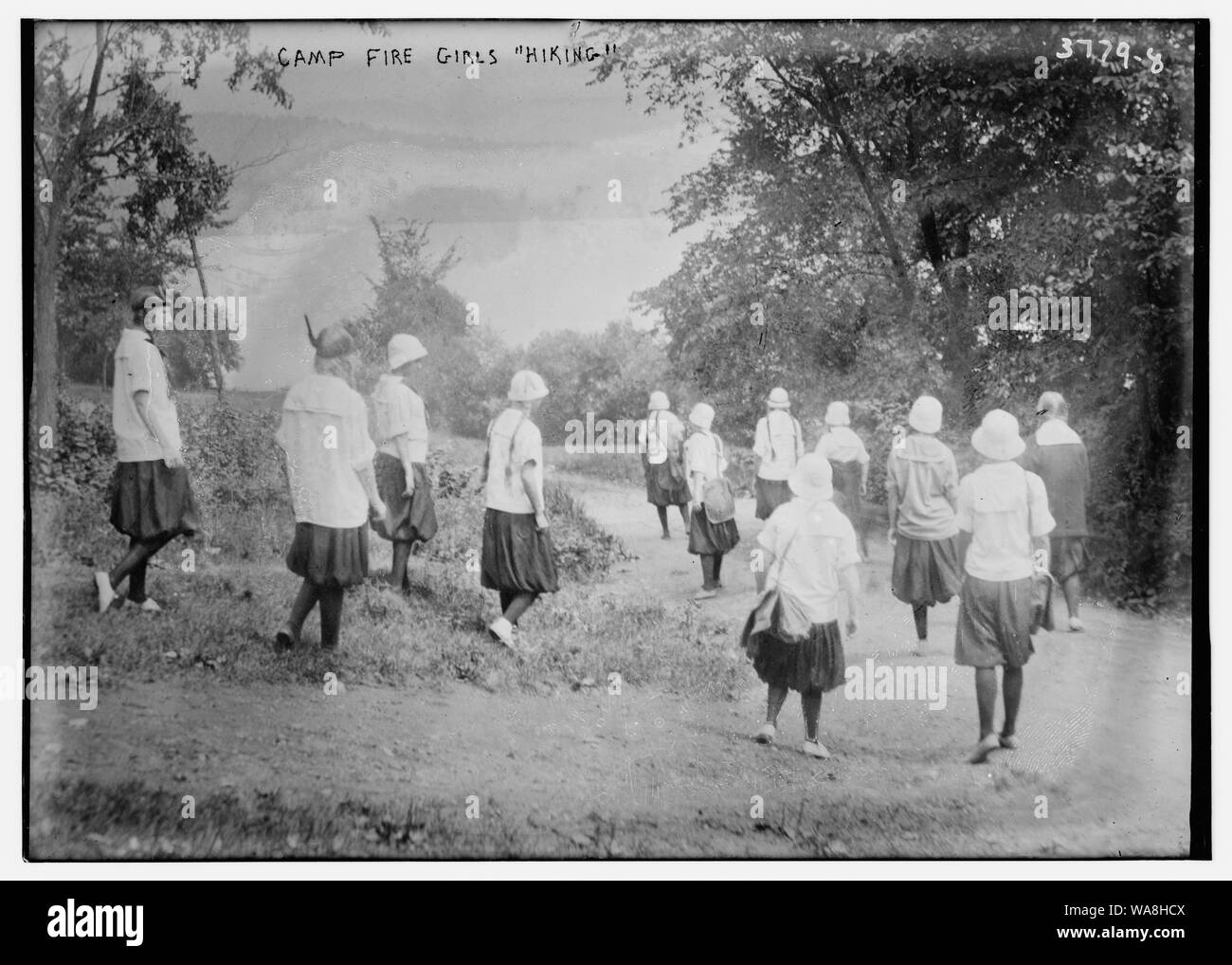 Camp fire girls hiking hi-res stock photography and images - Alamy