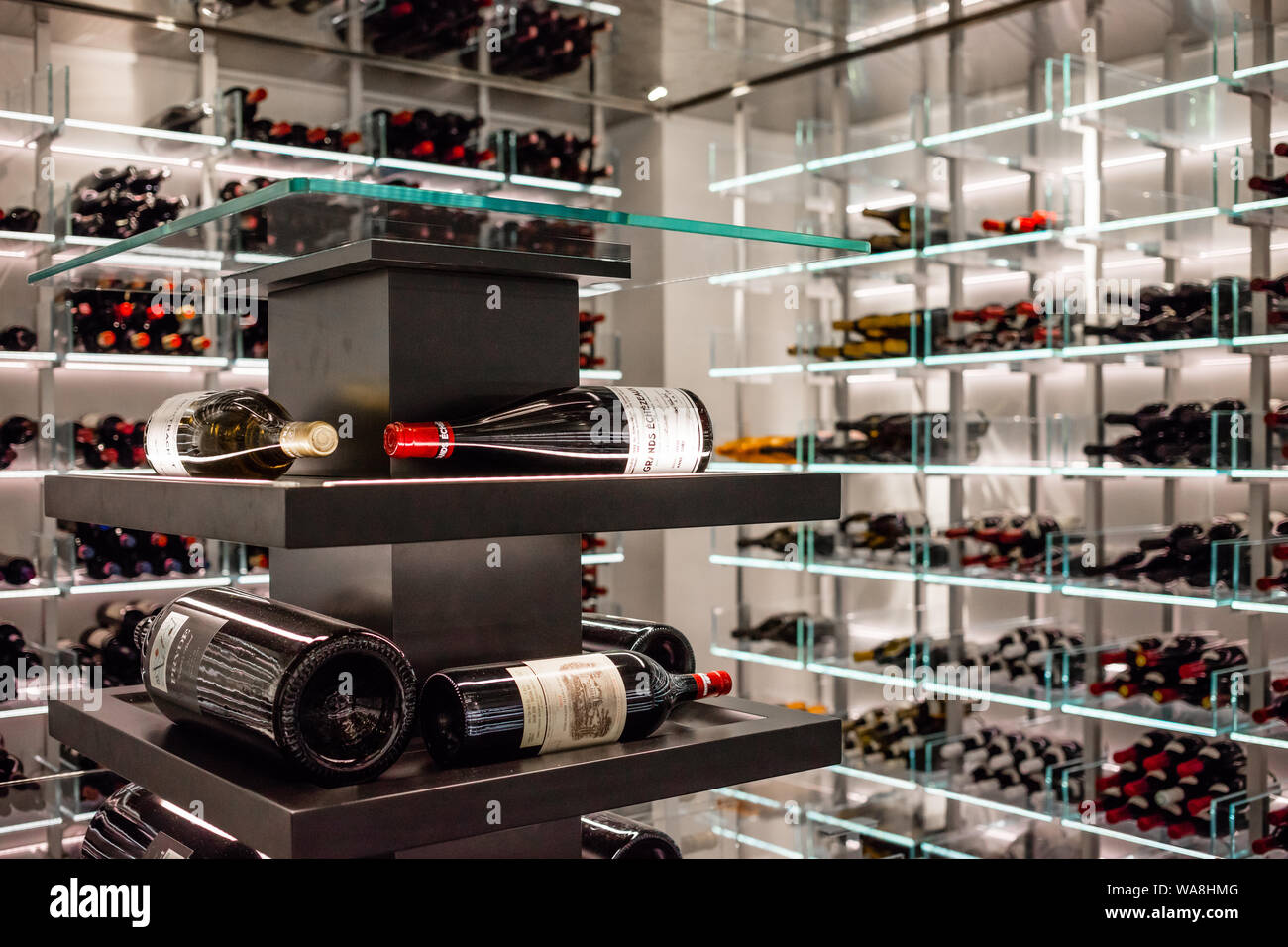 Modern wine cellar Stock Photo - Alamy