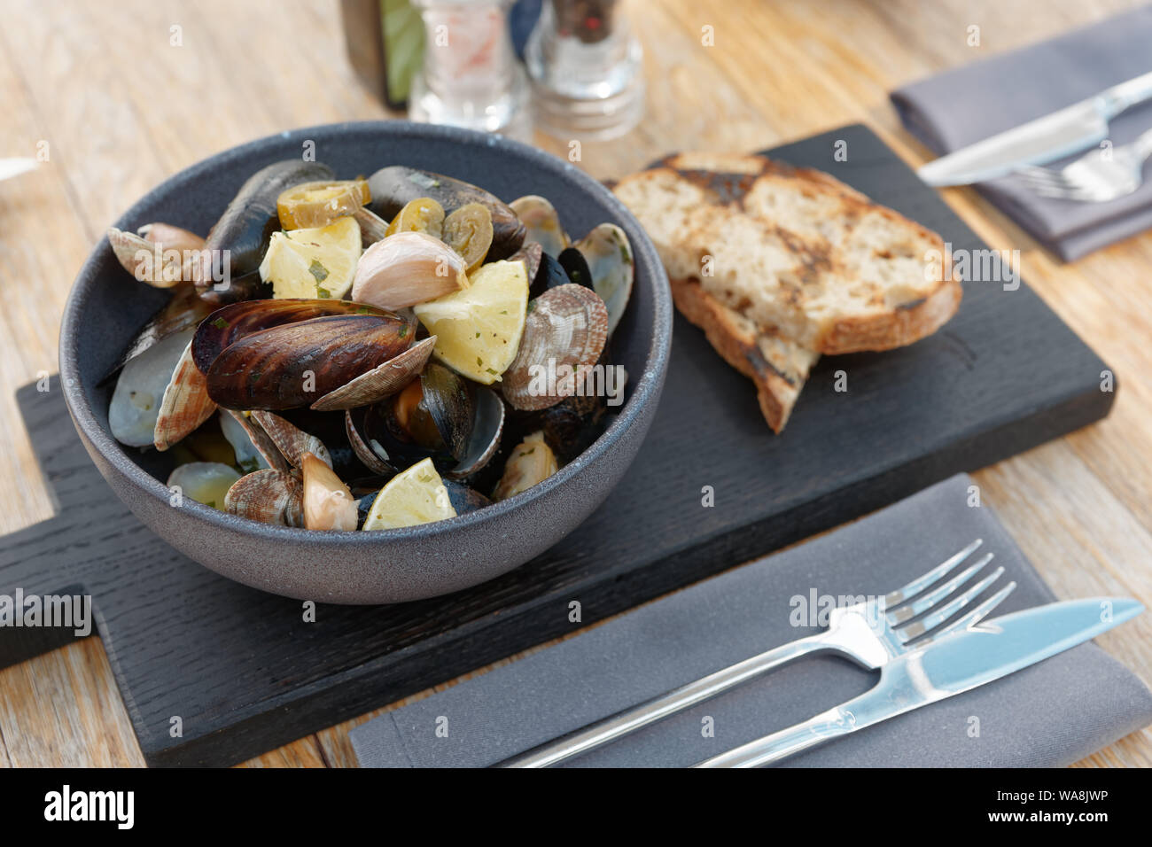 Clam knife hi-res stock photography and images - Alamy