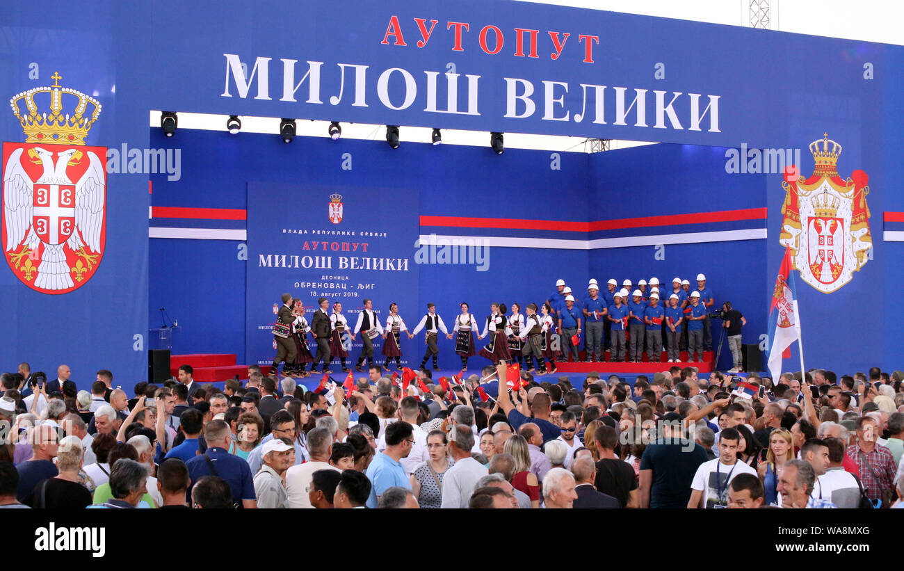 (190819) -- LJIG, Aug. 19, 2019 (Xinhua) -- Serbian dancers perform at ...