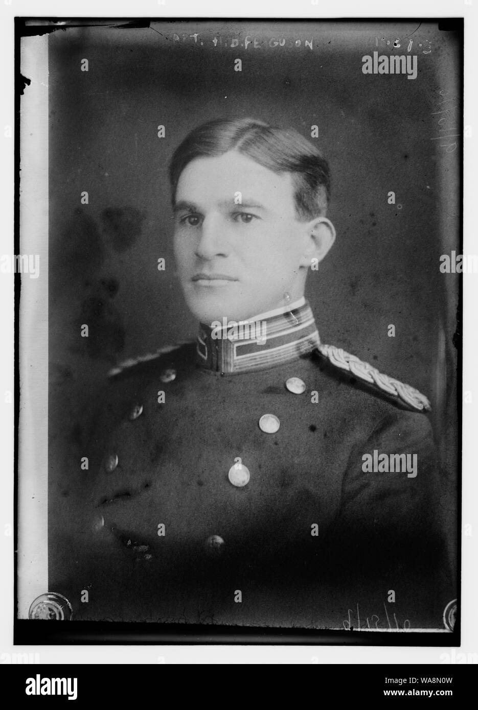 Captain generals uniform hi-res stock photography and images - Alamy