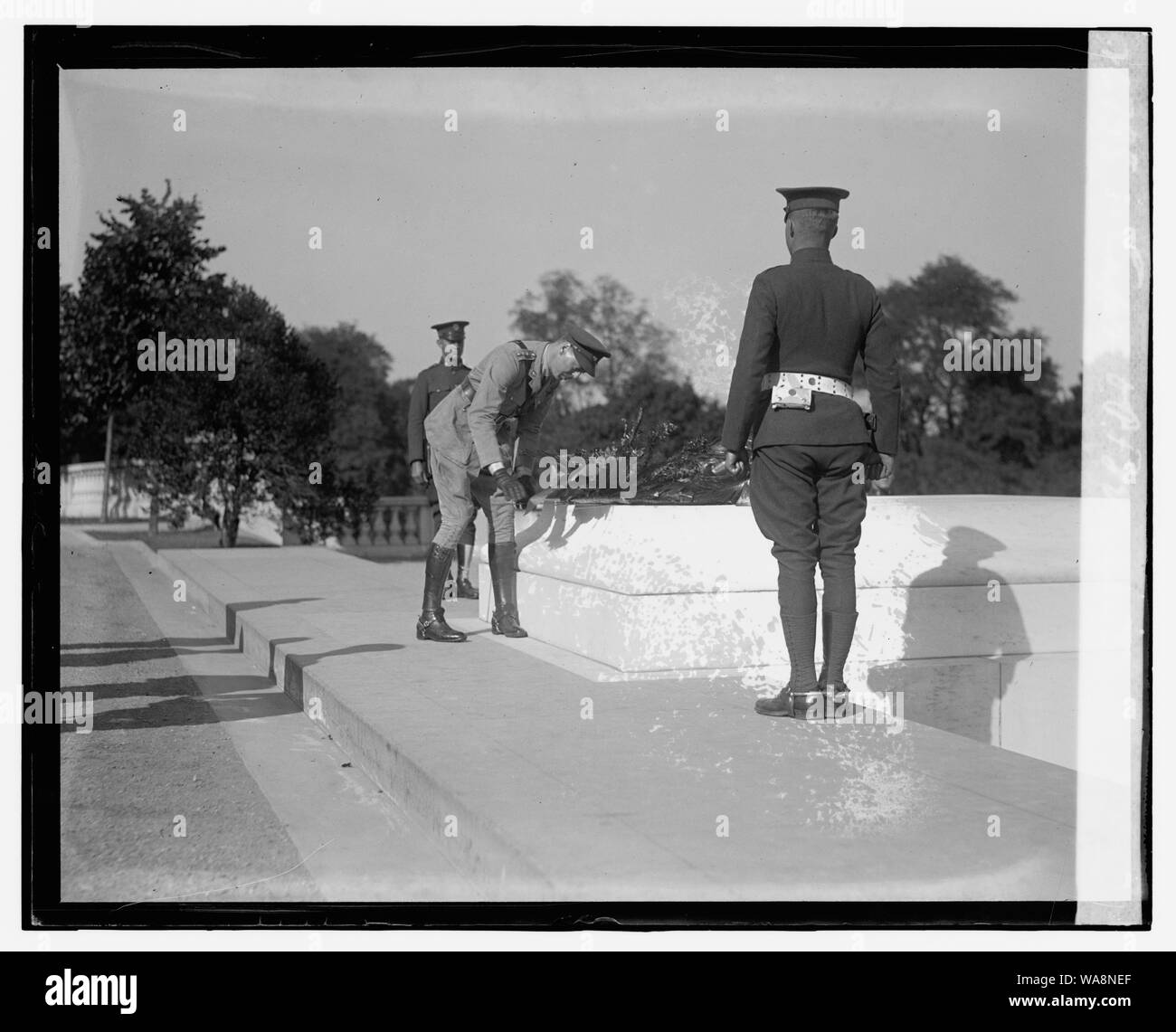 Beeman hi-res stock photography and images - Alamy