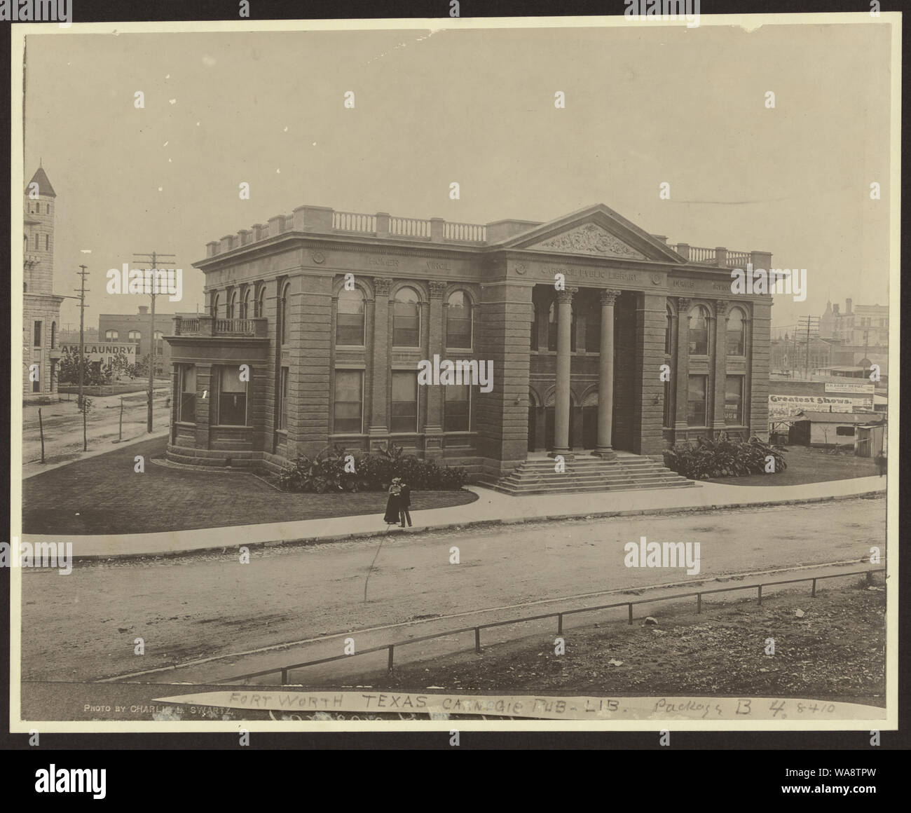 Carnegie public library, Fort Worth, Texas] / photo by Charlie L ...