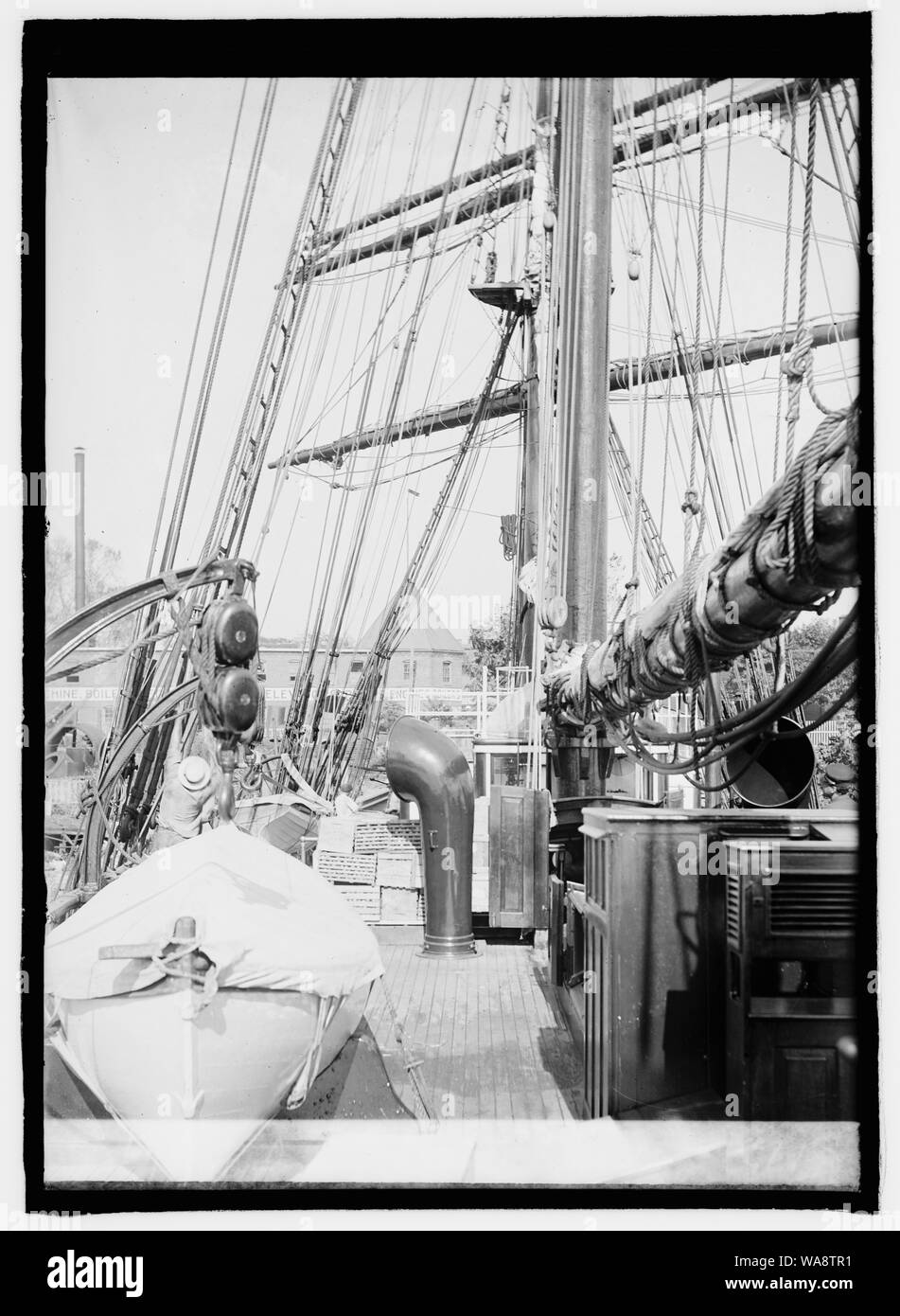 Carnegie, Magnetic ship, deck scene, 10/8/19 Stock Photo - Alamy