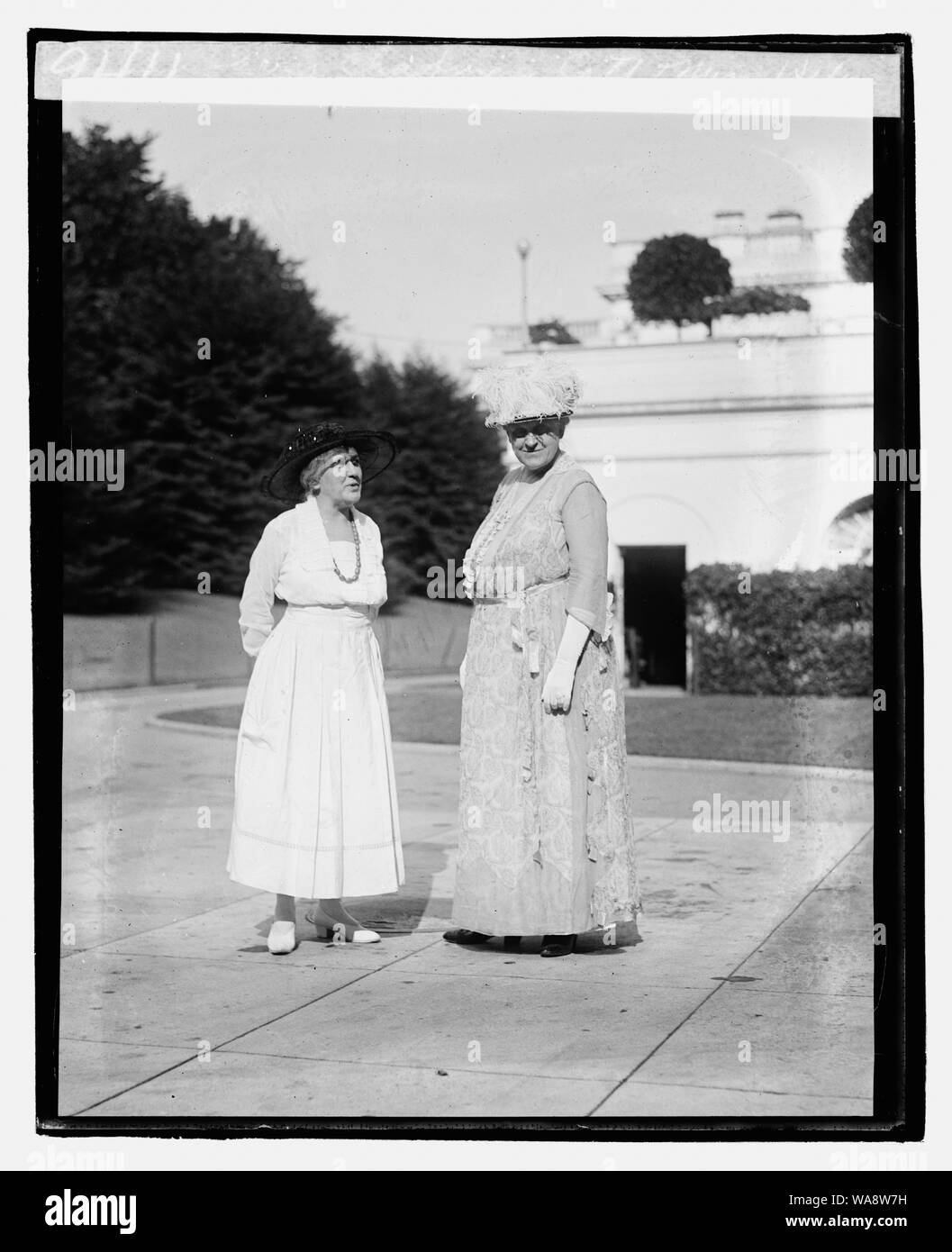 Carrie chapman catt hi-res stock photography and images - Alamy