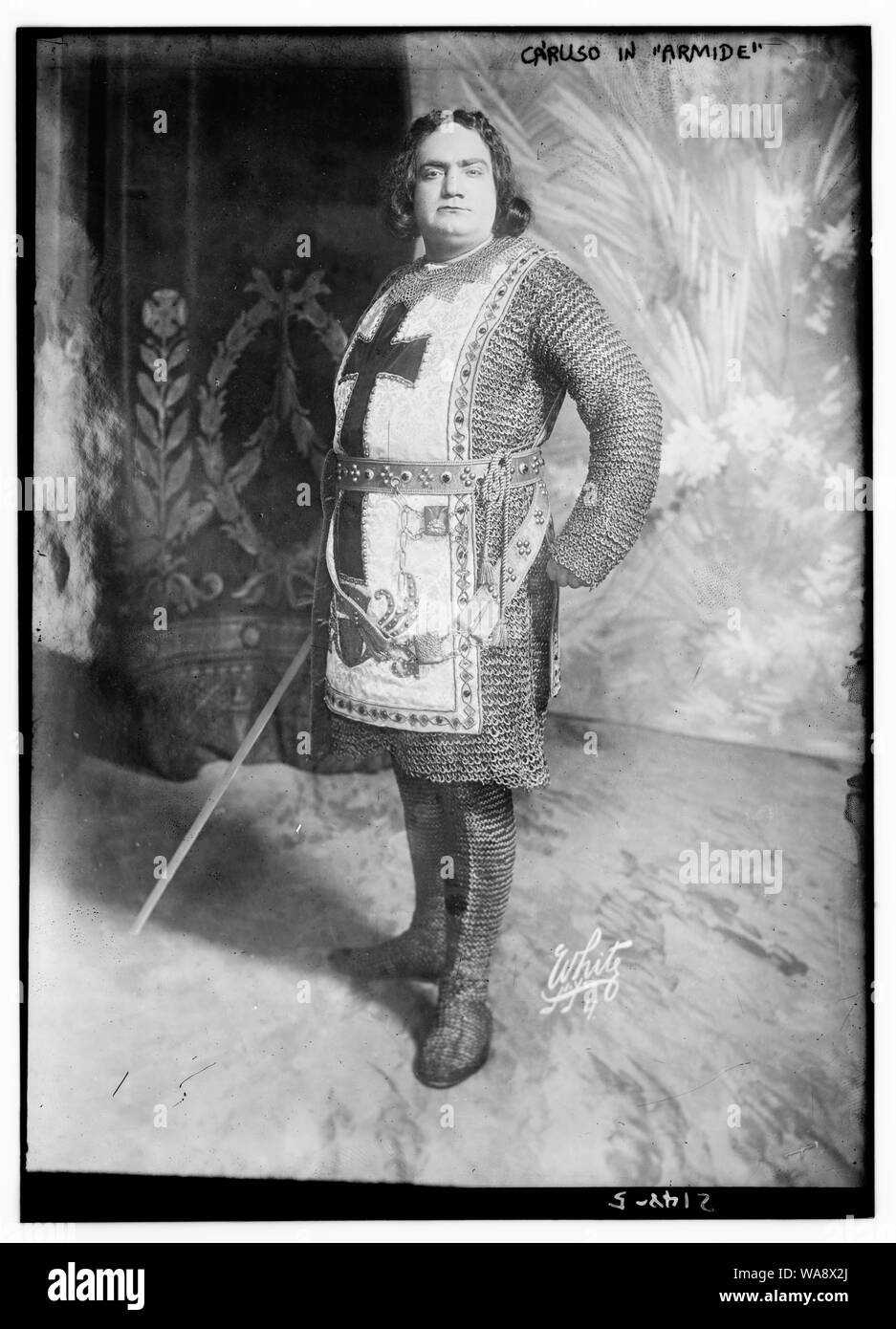 Armide hi-res stock photography and images - Alamy