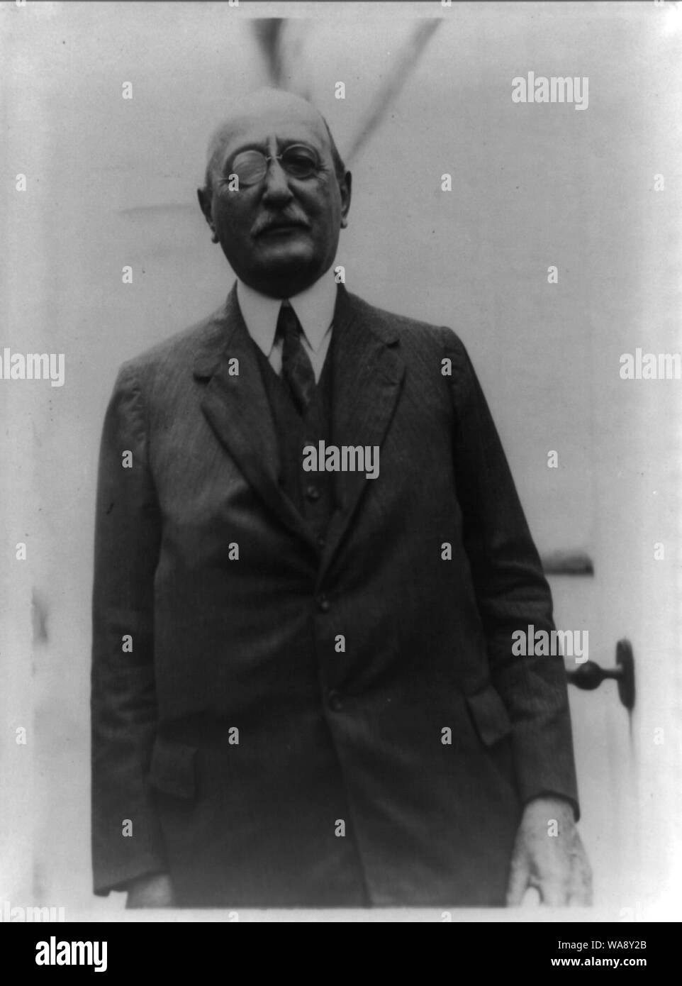 Cass Gilbert, half-length portrait, standing, facing front Stock Photo ...