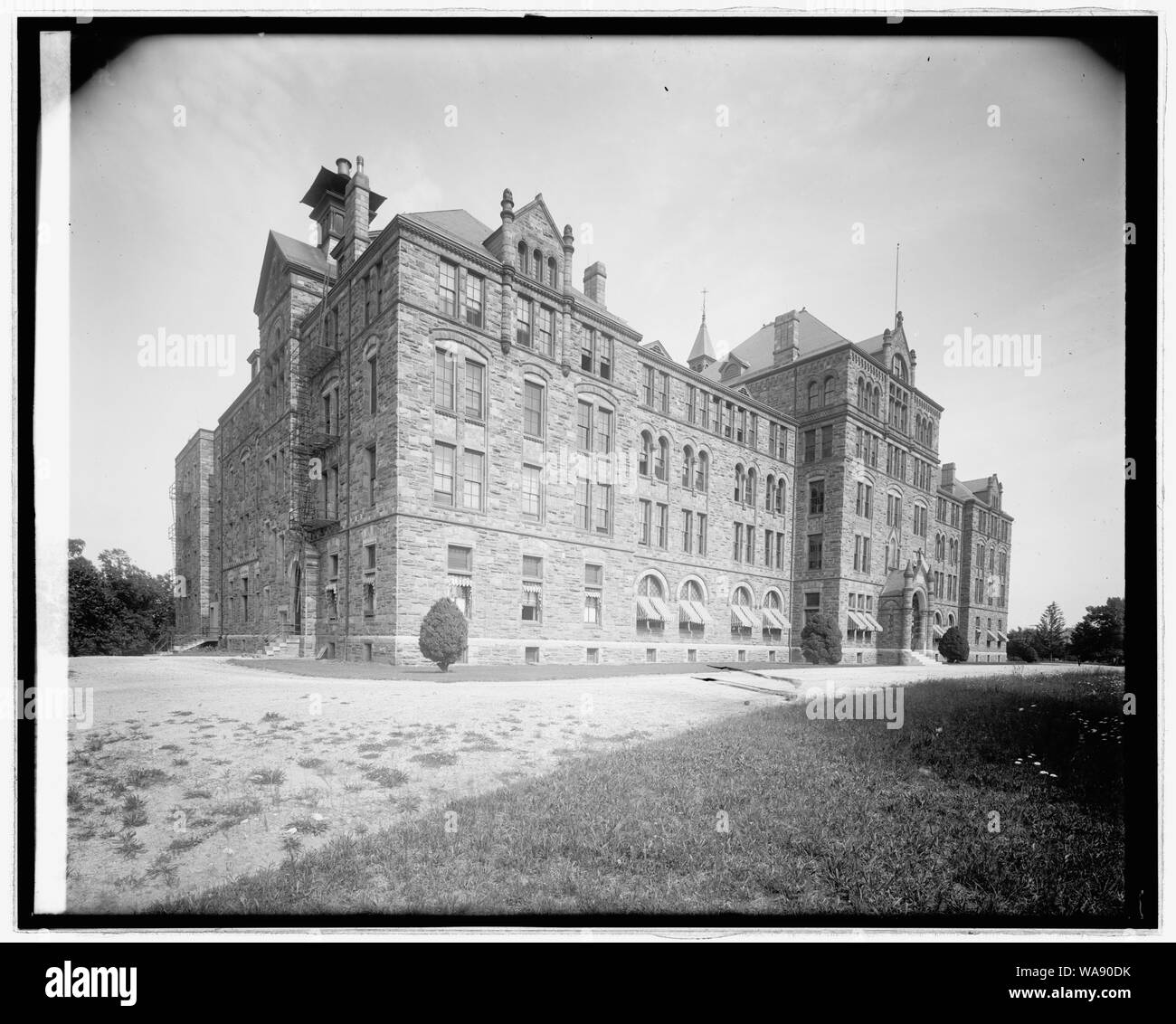 University of washington campus Black and White Stock Photos & Images ...