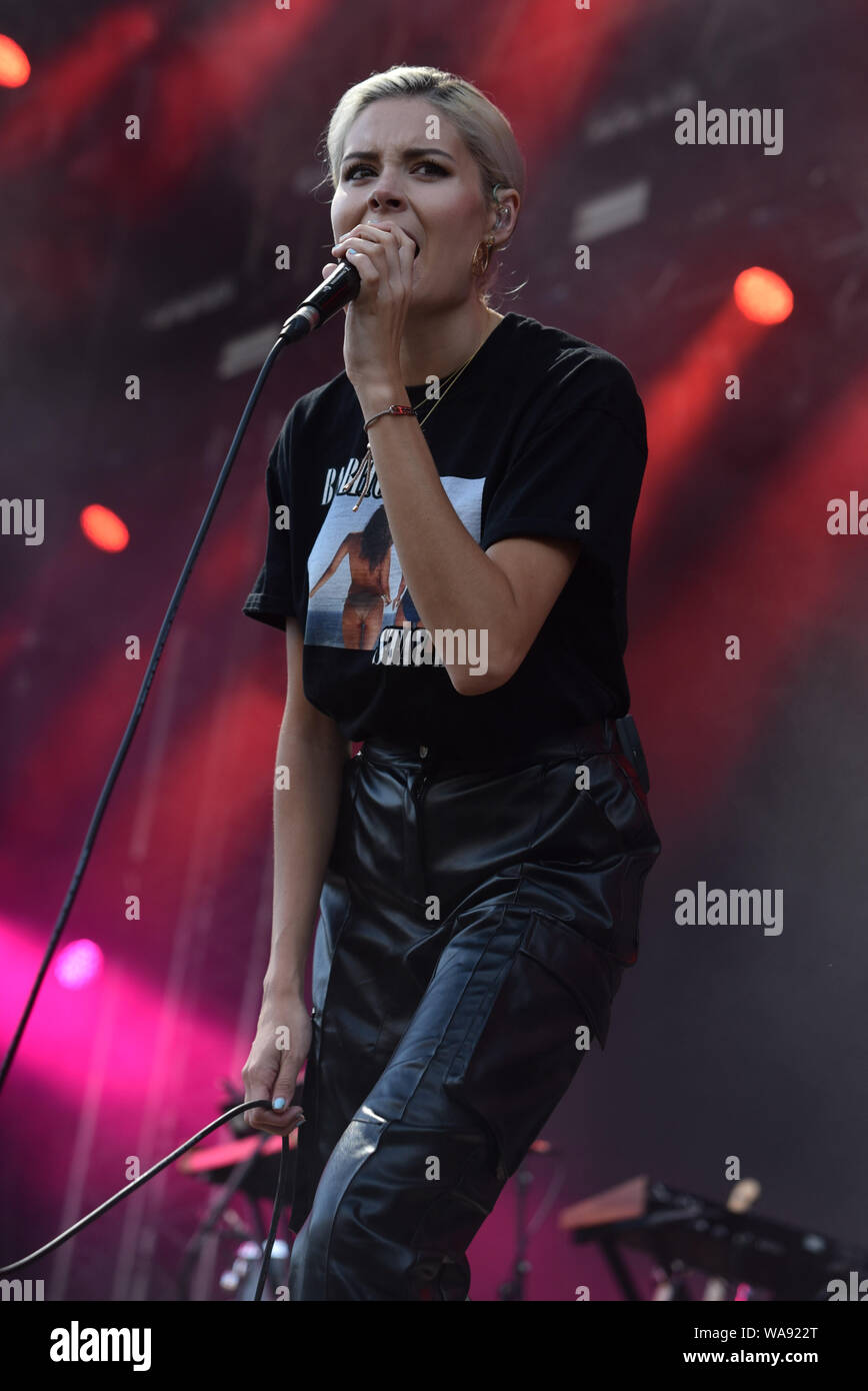 Nina Nesbitt performing in concert at Scarborough Open Air Theatre ...
