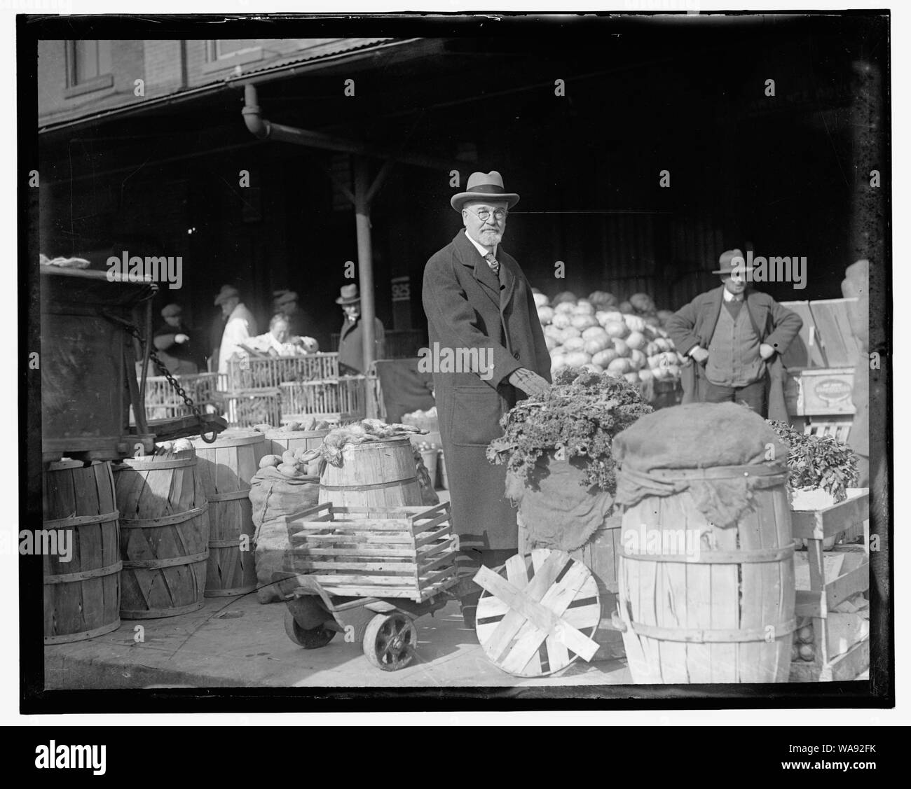 Center of trade Cut Out Stock Images & Pictures - Alamy