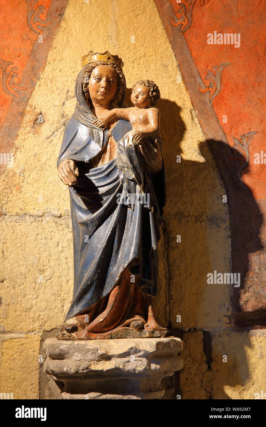 Netherlands medieval statue virgin mary hi-res stock photography and ...
