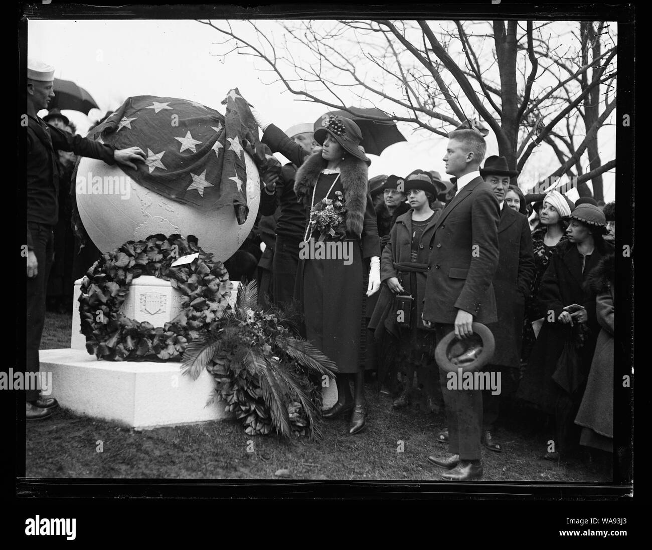 Ceremony observance Black and White Stock Photos & Images - Alamy