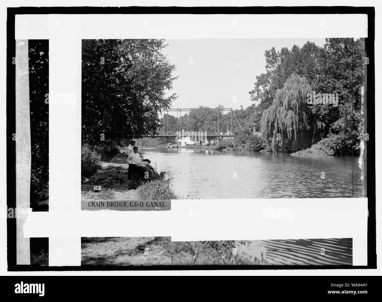 Chain planning Black and White Stock Photos & Images - Alamy