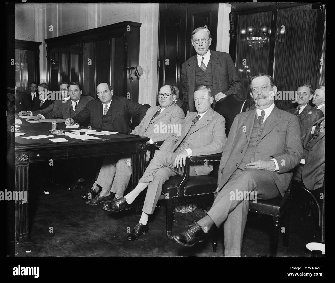 Organized early hi-res stock photography and images - Alamy