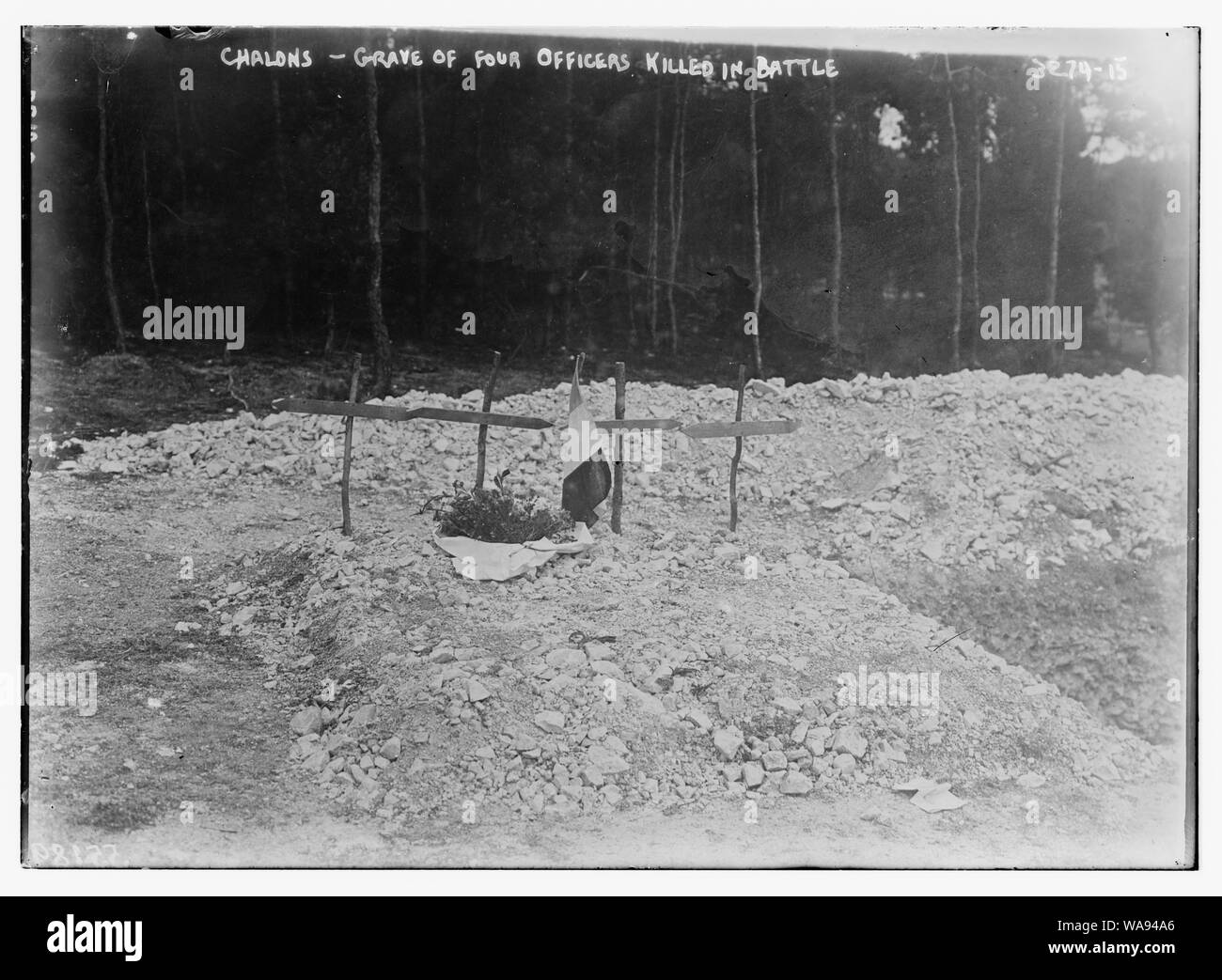 Killed in battle Cut Out Stock Images & Pictures - Alamy