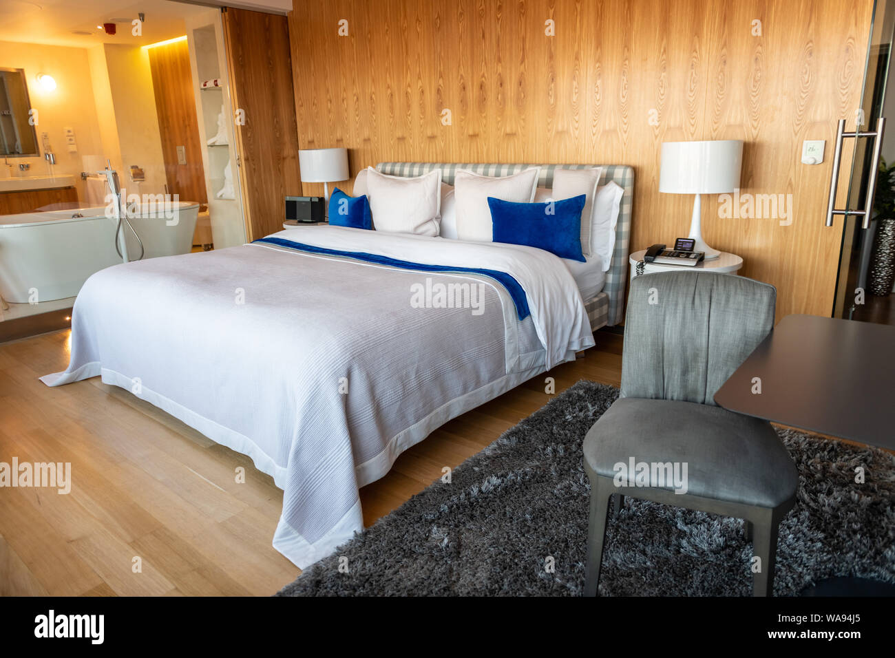 High tech hotel room hi-res stock photography and images - Alamy