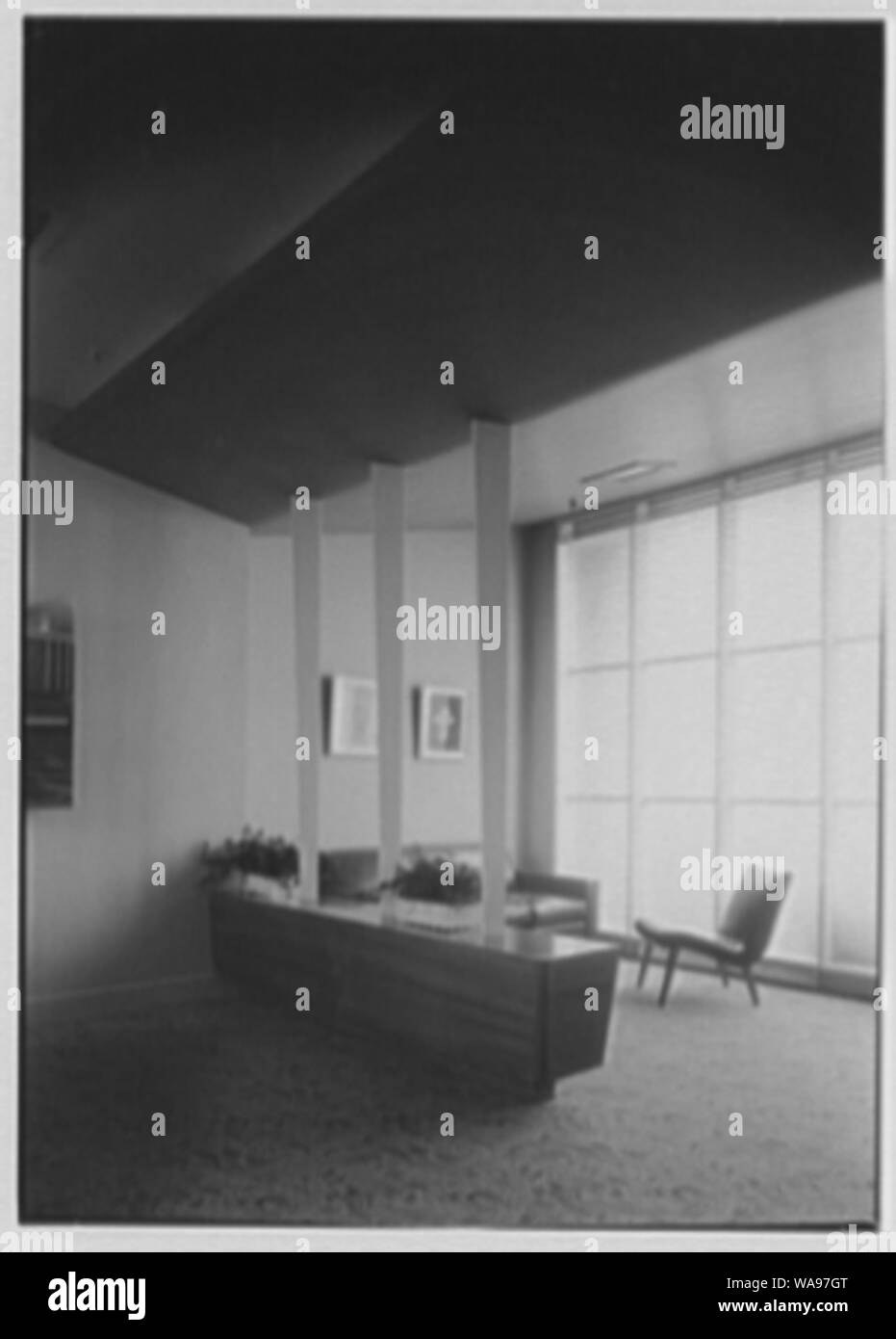 Charles cochrane hi-res stock photography and images - Alamy